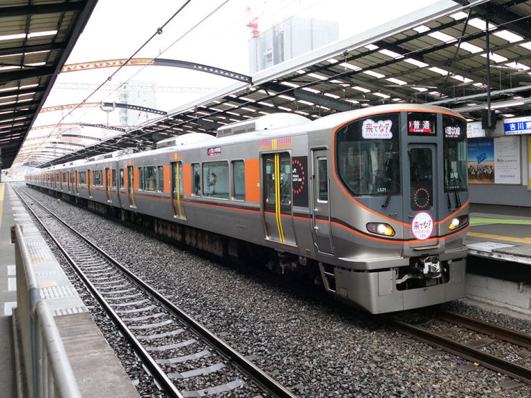 【JR西日本】森ノ宮所323系に大阪DCプレキャンペーン装飾が施される | Railway Enjoy Net - 関西の鉄道サイト
